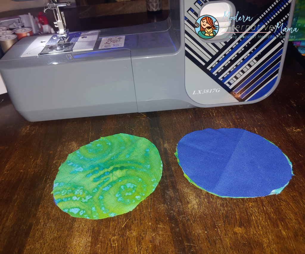 DIY: Breastfeeding Pads